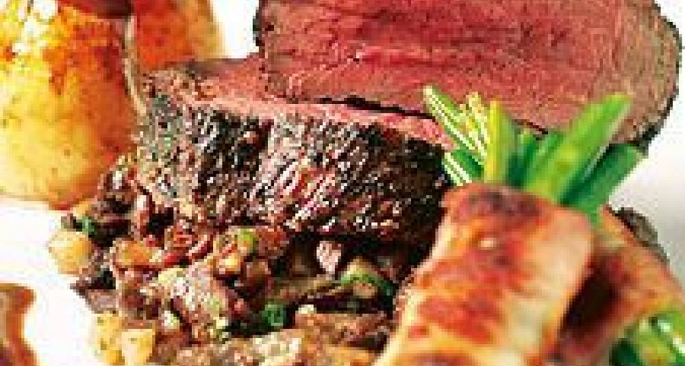 Oppskrift på Helstekt indrefilet med oksehale- og jordskokkragu ...