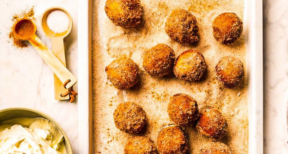 UKENS KAKE: Munker blir ekstra gode med eplefyll - Aperitif.no